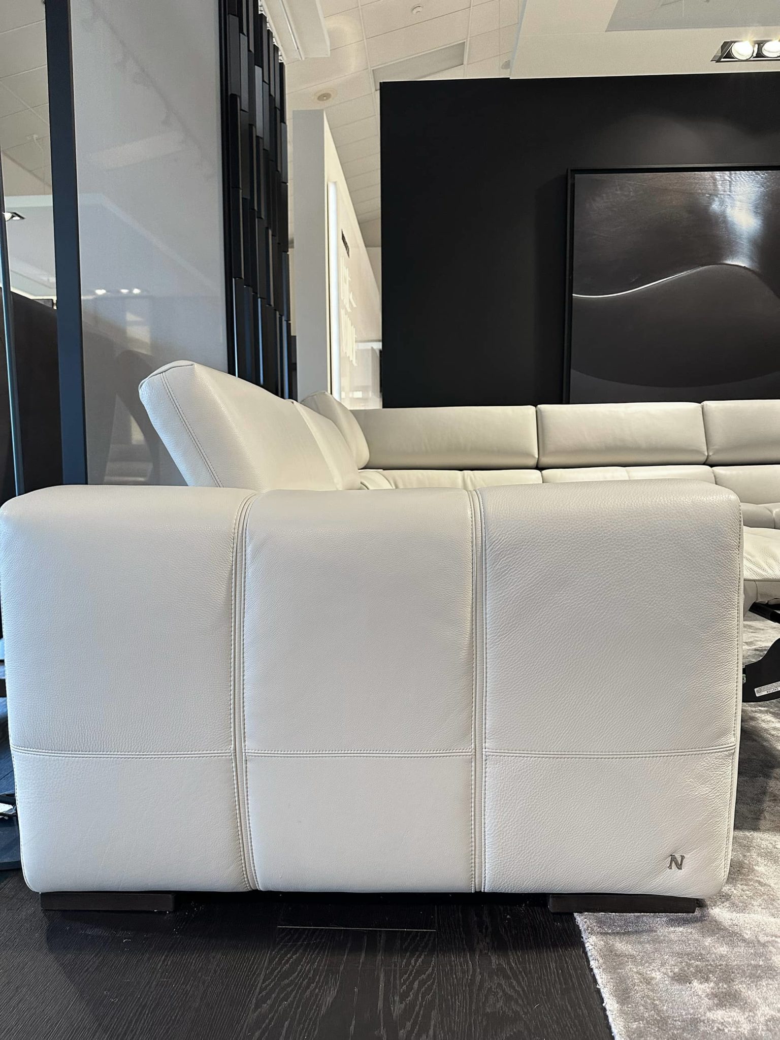 Natuzzi Italia Balance 6pc Sectional - Furnitalia | Contemporary ...