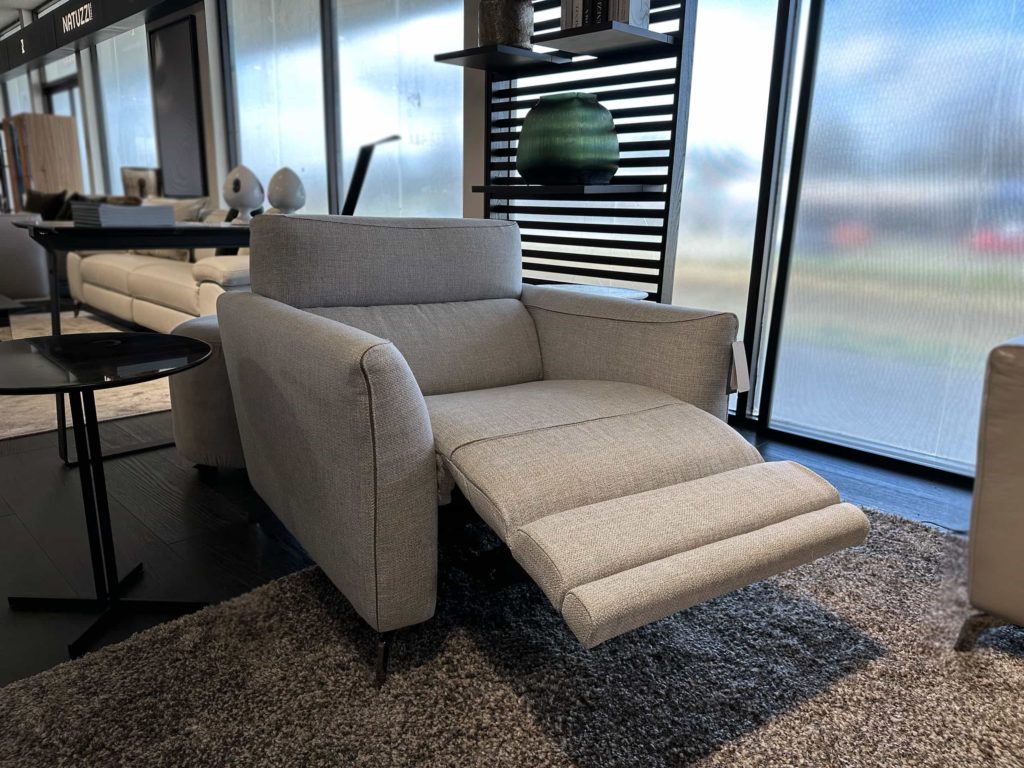 Natuzzi Italia Stan Power Reclining Armchair - Furnitalia | Bold ...