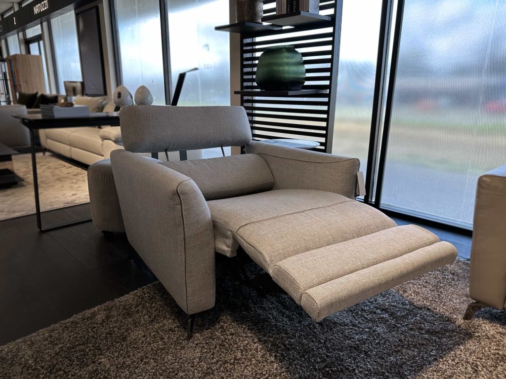 Natuzzi Italia Stan Power Reclining Armchair - Furnitalia | Bold ...