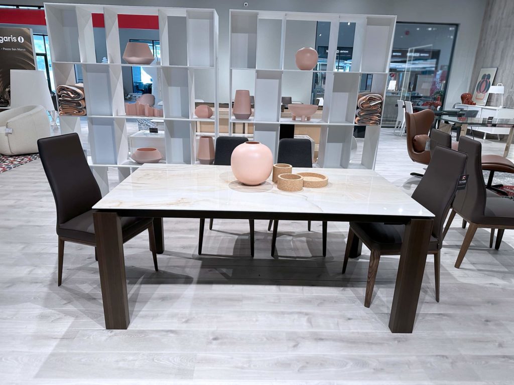 Calligaris Omnia Extendable Table Golden Onyx - Furnitalia | Contemporary Italian Furniture Showroom