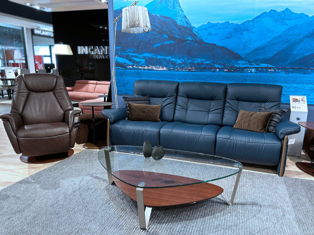 Stressless® Mary Power Sofa - Furnitalia | Contemporary Italian ...