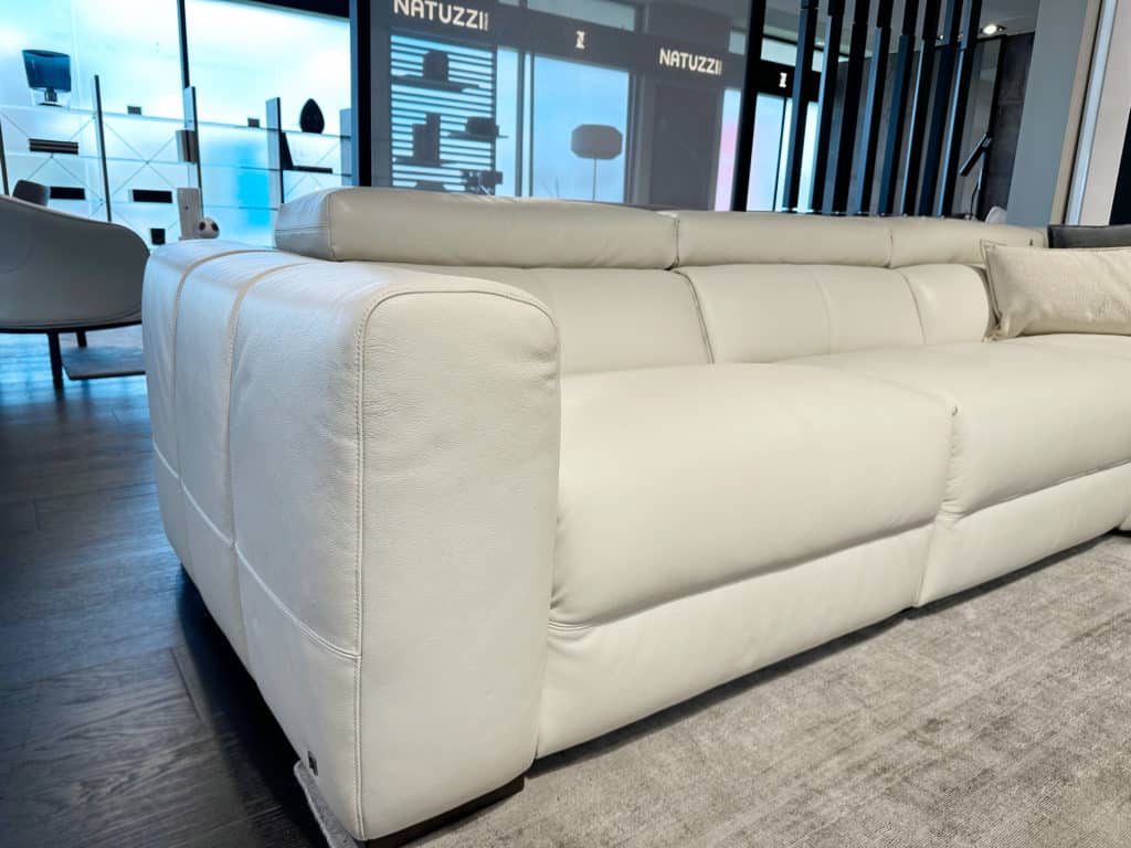 Natuzzi Italia Balance Power Sectional 5pc - Furnitalia | Luxurious ...